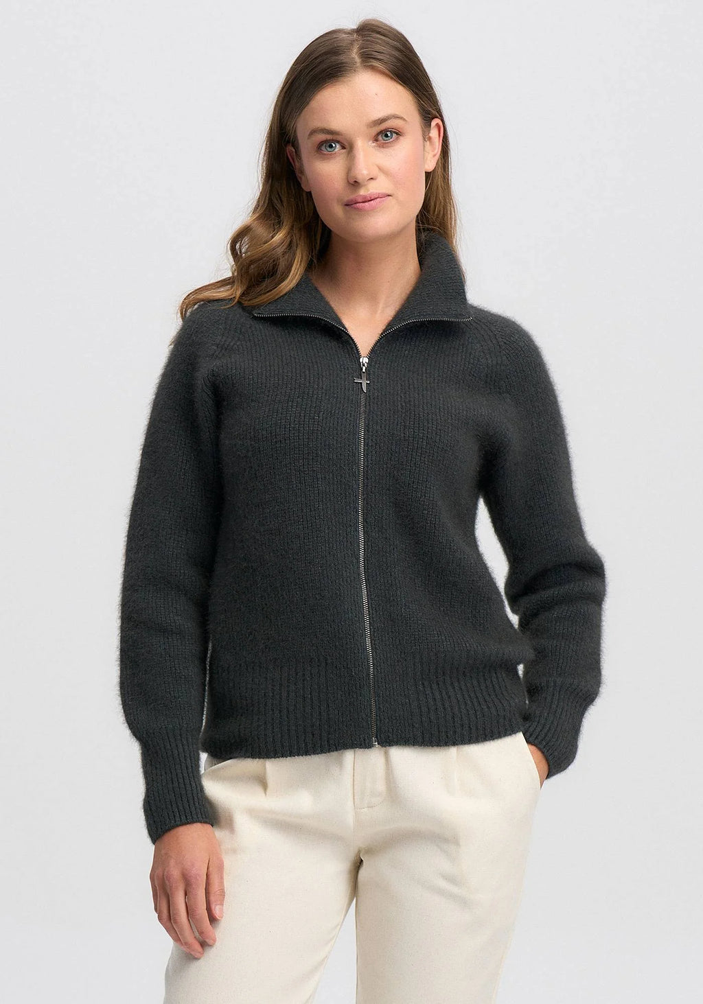 Eira Jacket – Holmes & Co of Cambridge